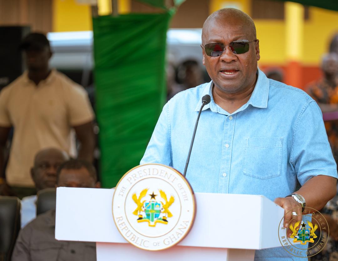 Mahama commends Dumasis Council for donating land to boost STEM education